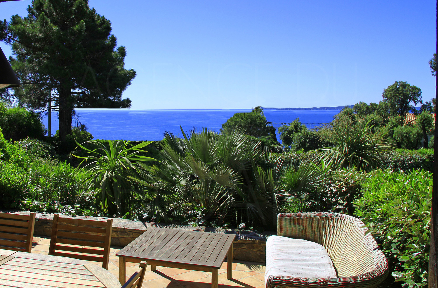 rayol canadel / propriété vue mer/ panoramique/ iles et caps/ cote d'azur